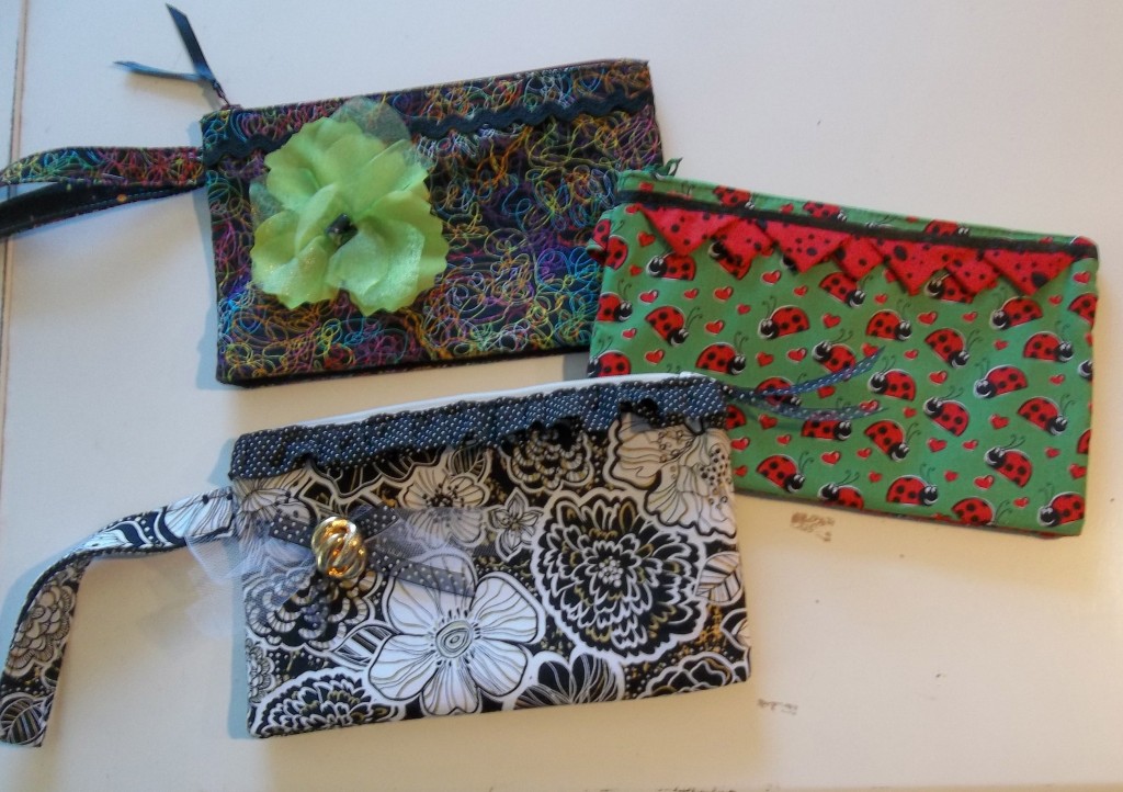 Patterns – Lady Bug Lace
